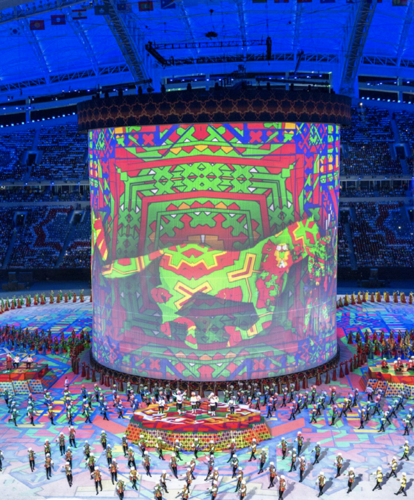 The Paradoxes of “Teaming” in the Creative Events Industry: The Case of ...